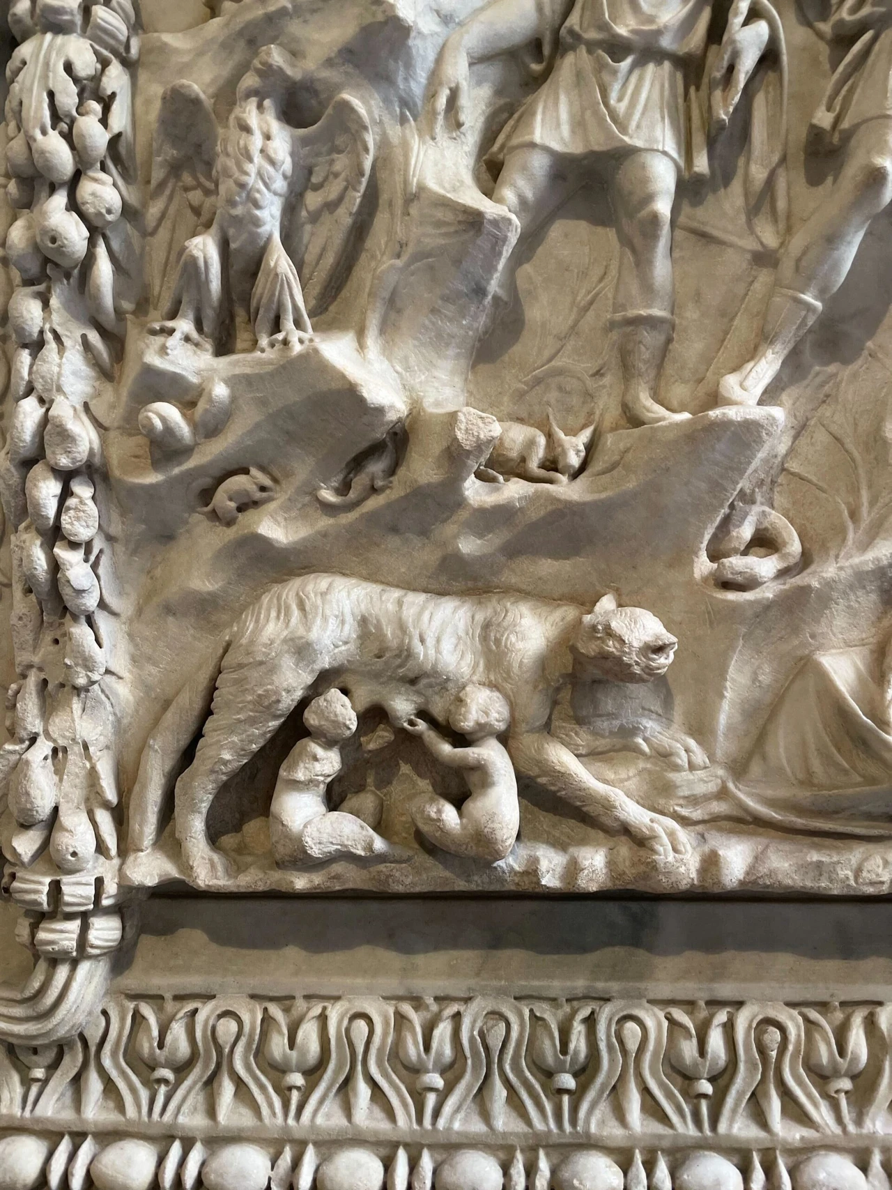 She-wolf of Rome: Symbolism and parallels with Turkish heritage ...