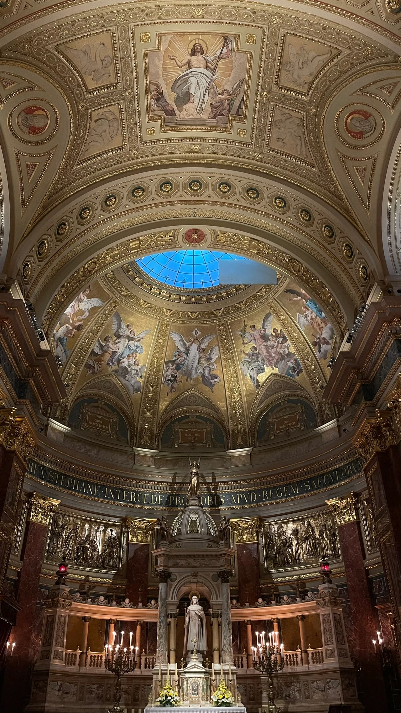 Discover story about St. Stephen's Basilica, secret 'holy right hand ...