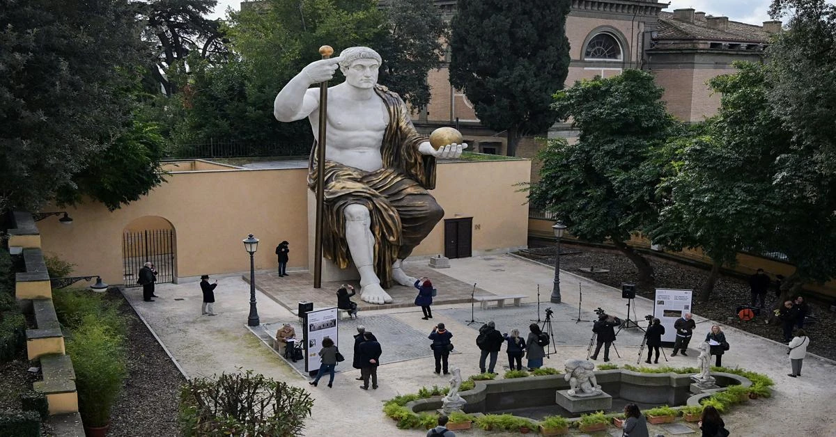 Huge statue of Roman emperor Constantine rebuilt - Türkiye Today
