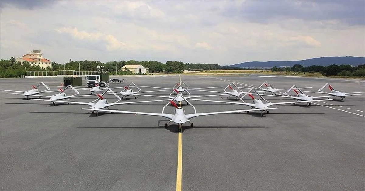 Turkish UAVs redefine global defense, challenge Abrams tanks - Türkiye ...