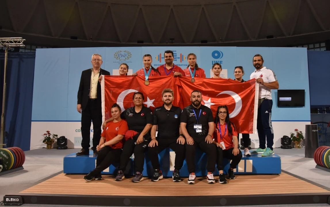 Turkish athletes shine with 61 medals at European weightlifting ...