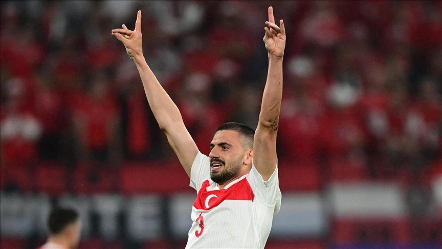 Demiral's statue making gray wolf sign to be erected in Izmir - Türkiye ...