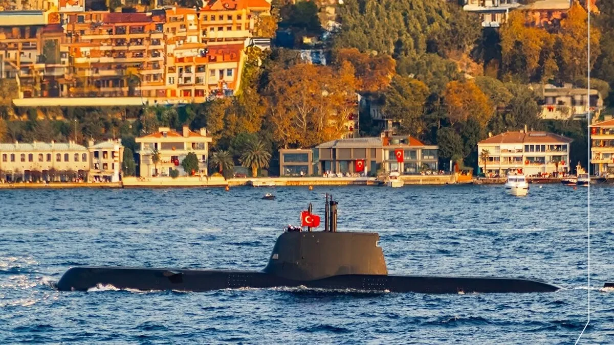 Türkiye boosts naval power as first reis-class submarine TCG Piri Reis ...