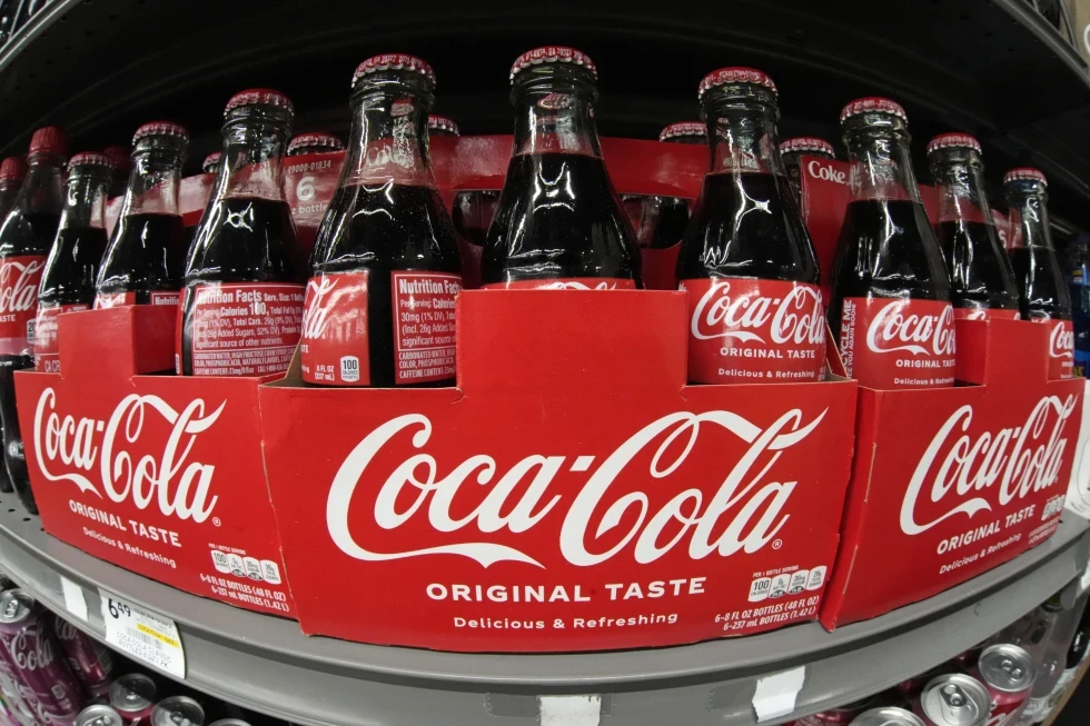 Coca-Cola's mega recall: 26M bottles pulled over health risks - Türkiye ...