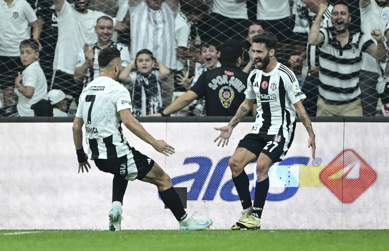 Besiktas rises like phoenix with Ciro Immobile, Rafa Silva - Türkiye Today