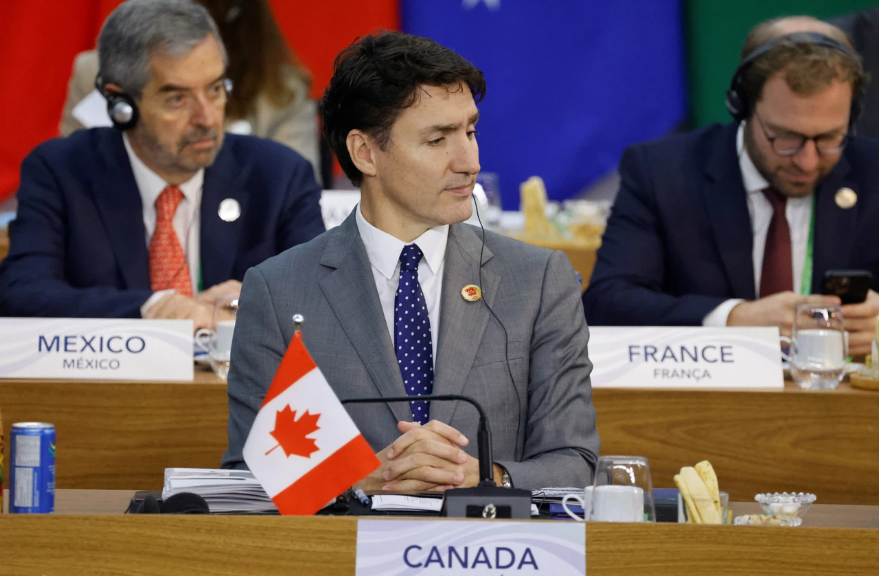 Justin Trudeau announces resignation as Canadian Prime Minister ...