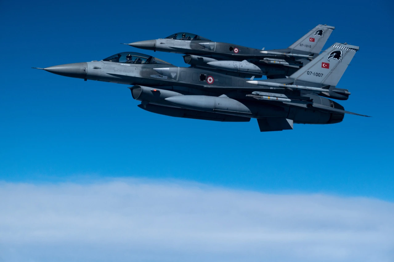 Türkiye nears Eurofighter procurement, advances on F-16 Block 70 deal ...