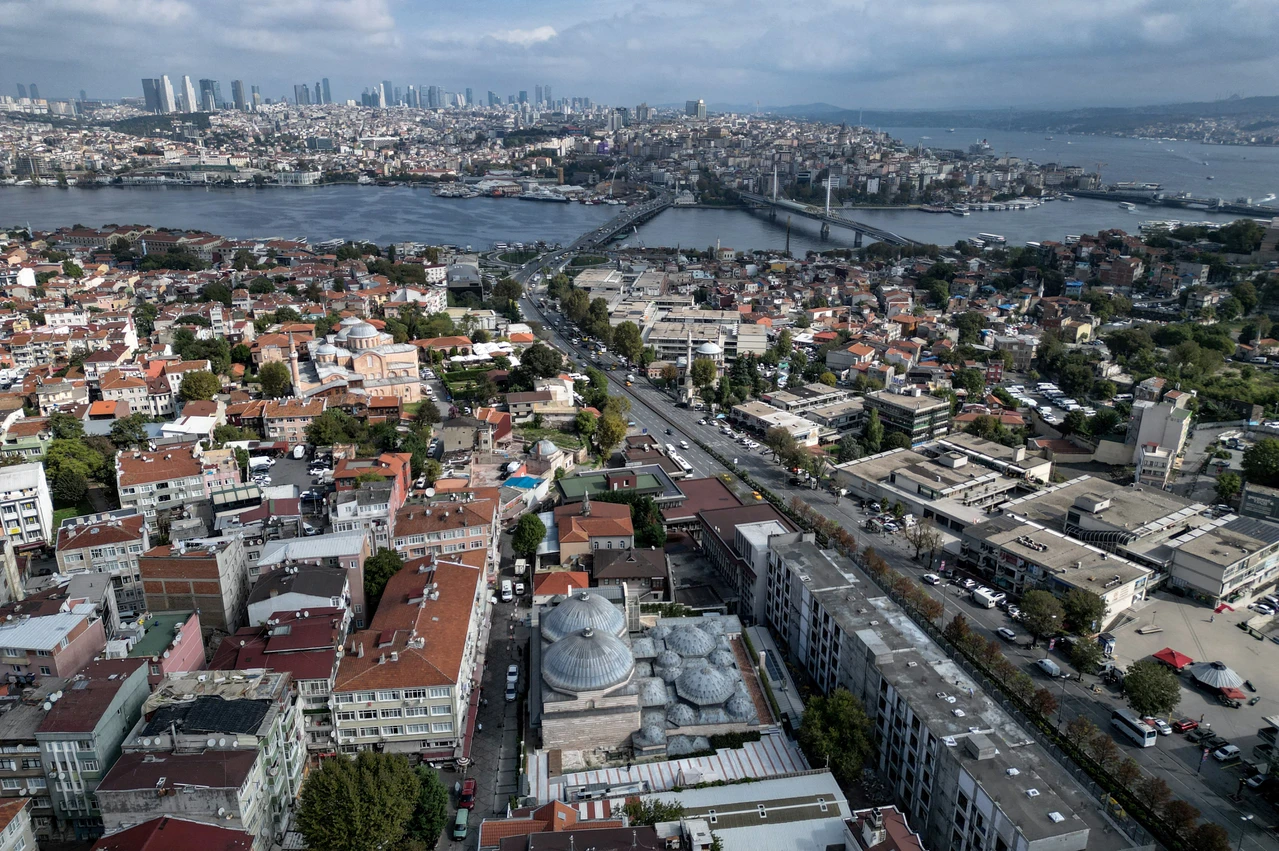 Istanbul ranks 12th globally for billionaire population - Türkiye Today