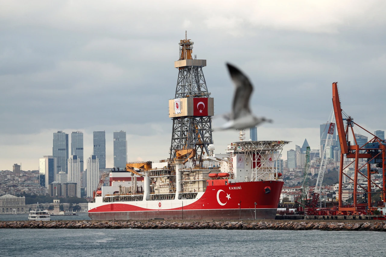 Türkiye strengthens global oil, gas exploration with agreements in 4 ...