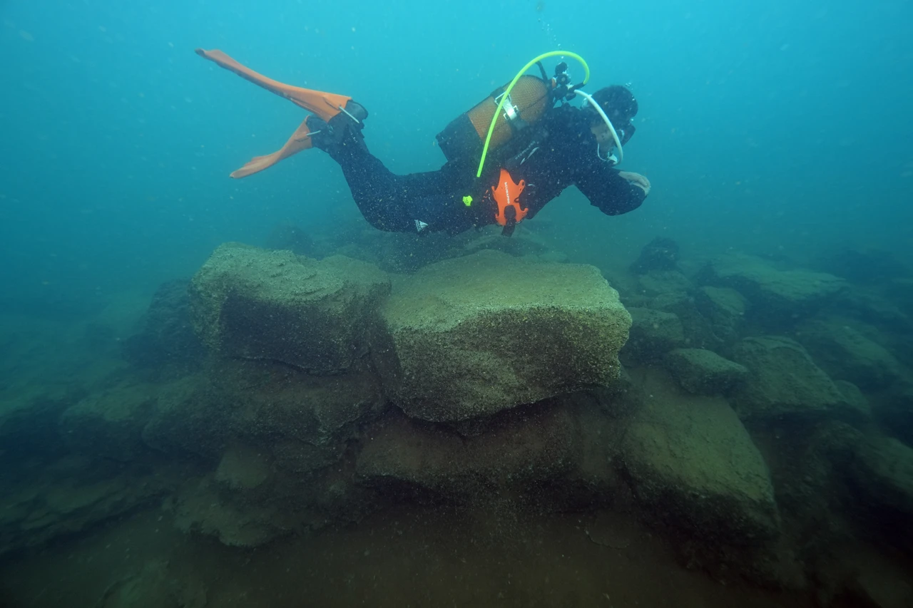 Ancient structures emerge as Lake Van recedes, underwater footage ...