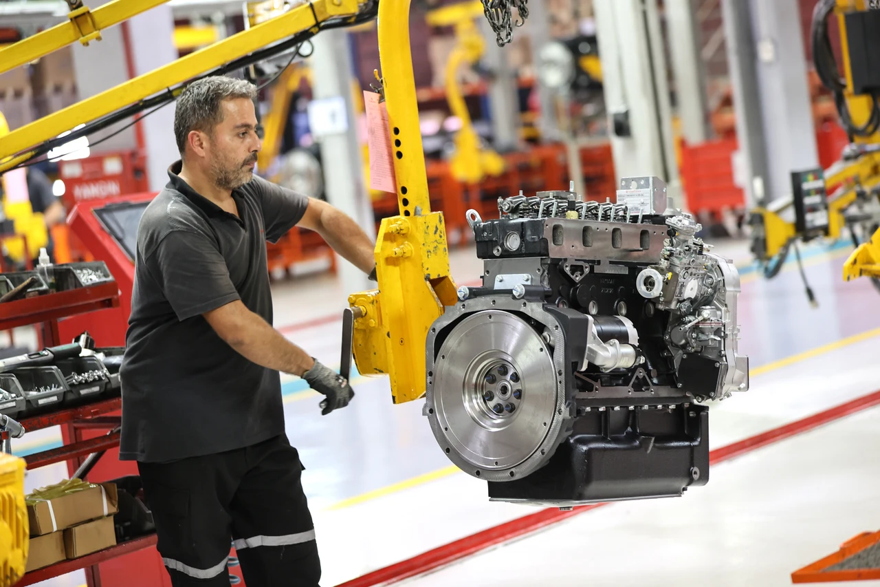 Europe’s cleanest engine to hit market by 2025, TUMOSAN director says ...