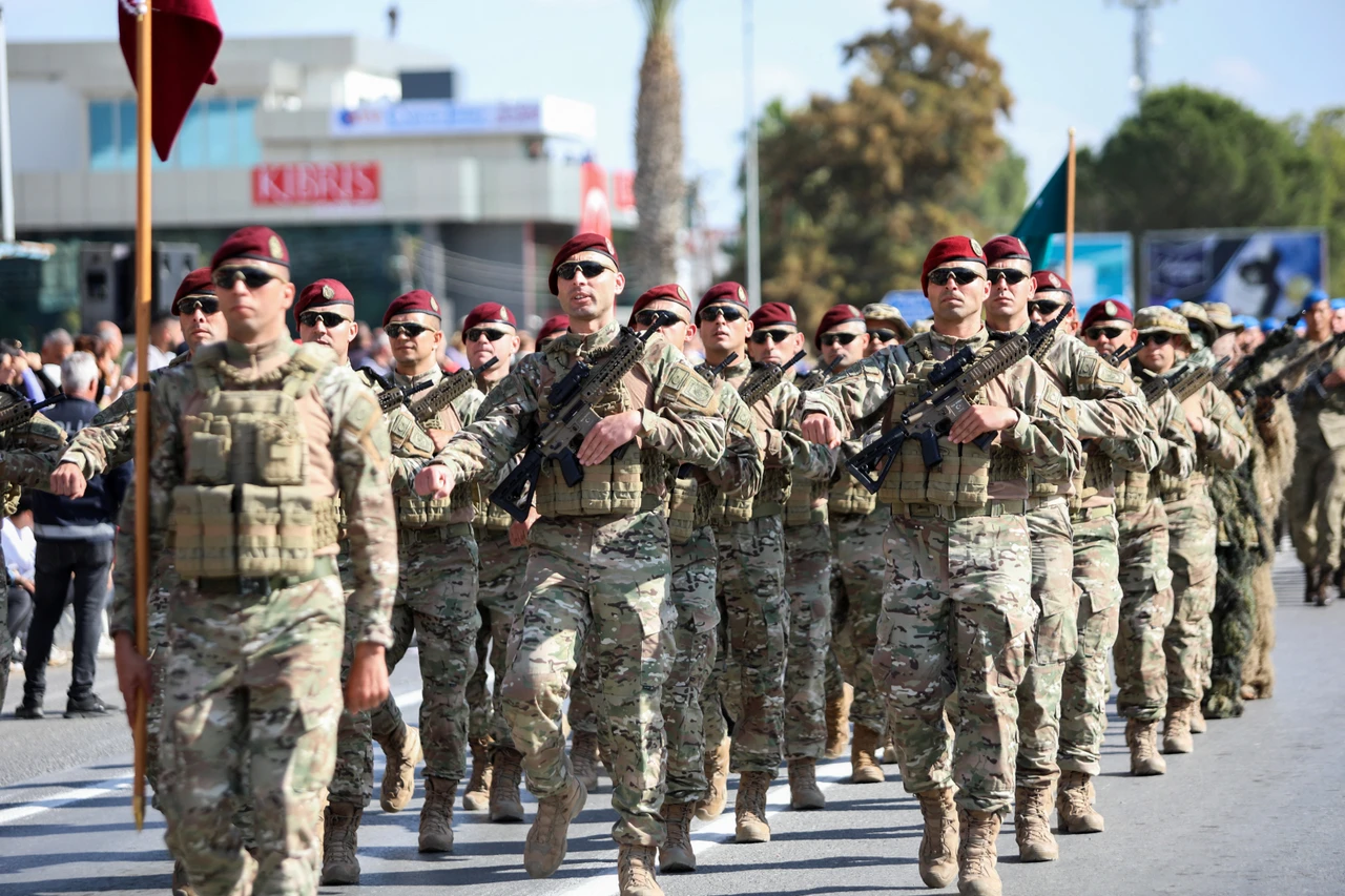 So-called foreign policy 'expert' Michael Rubin calls on American ...