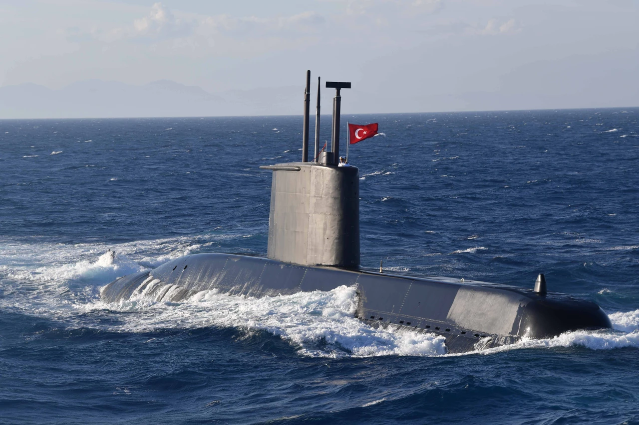 Türkiye advances naval power with MILDEN, TF-2000, National Aircraft ...
