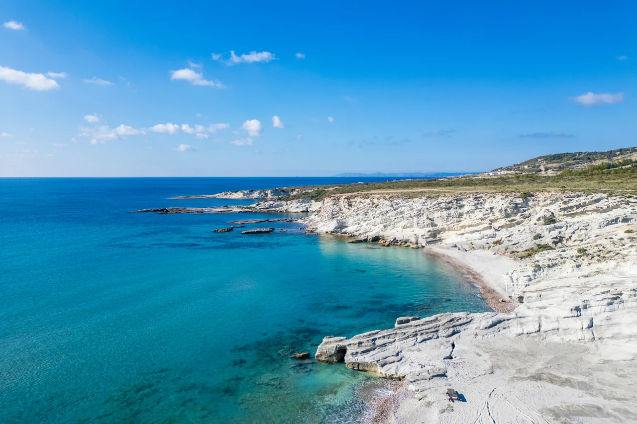 Free beaches in Alacati: Budget-friendly escape to nature - Türkiye Today