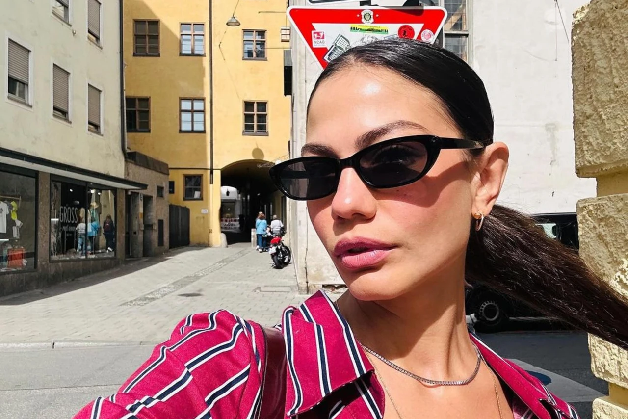 Famous Turkish actor Demet Ozdemir secures $732K deal - Türkiye Today