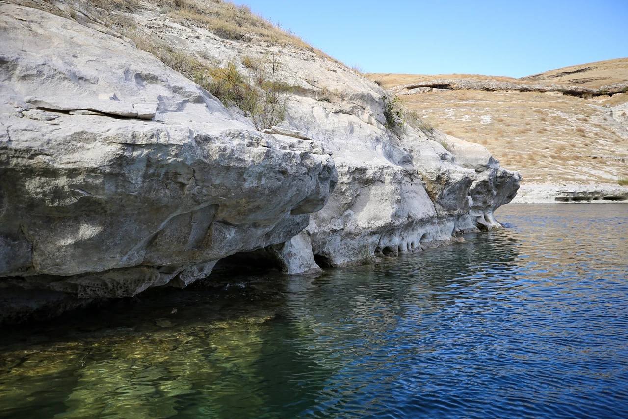 3,000-year-old settlement discovered on shores of Ataturk Dam Reservoir ...