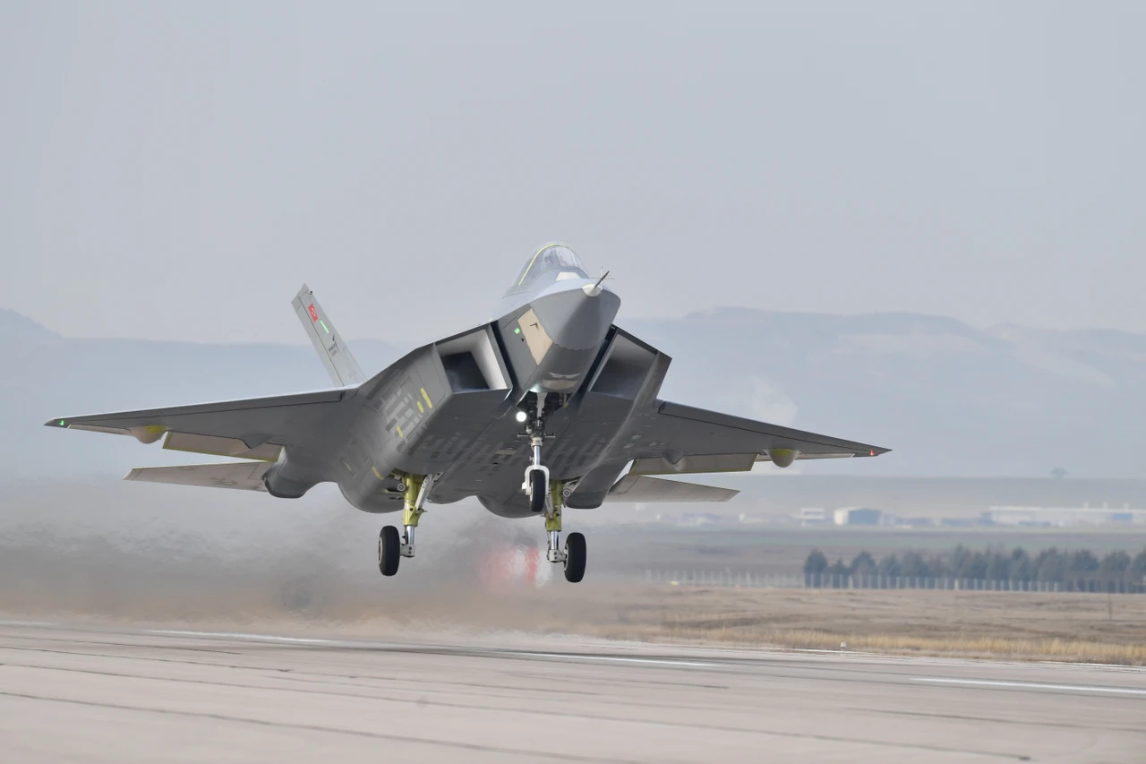 Türkiye shares latest developments of F-16, Eurofighter Typhoon and F ...