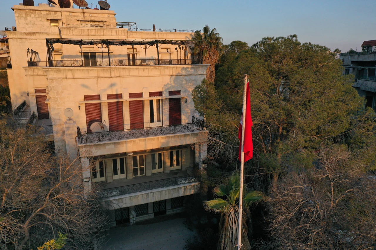Turkish military attache begins duty at embassy in Damascus - Türkiye Today