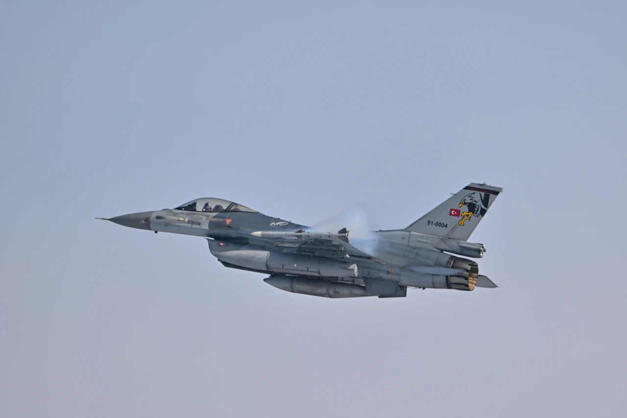 Türkiye advances Eurofighter Typhoon procurement with awaiting price ...