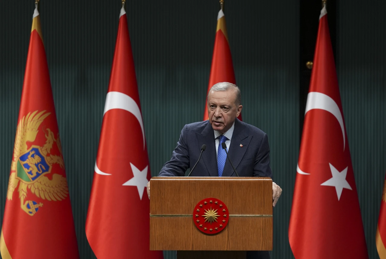 Türkiye closely monitoring Syria amid renewed clashes: Erdogan ...