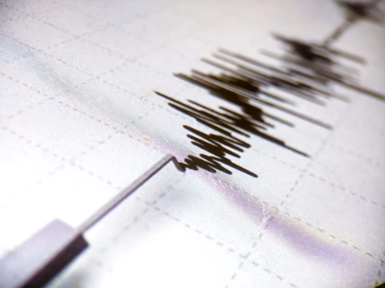 4.5-magnitude earthquake strikes Crete as Santorini seismic activity ...