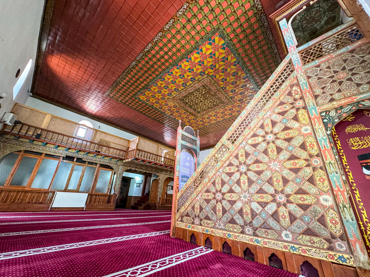600-year-old mosque's intriguing wooden ceiling motifs captivate ...