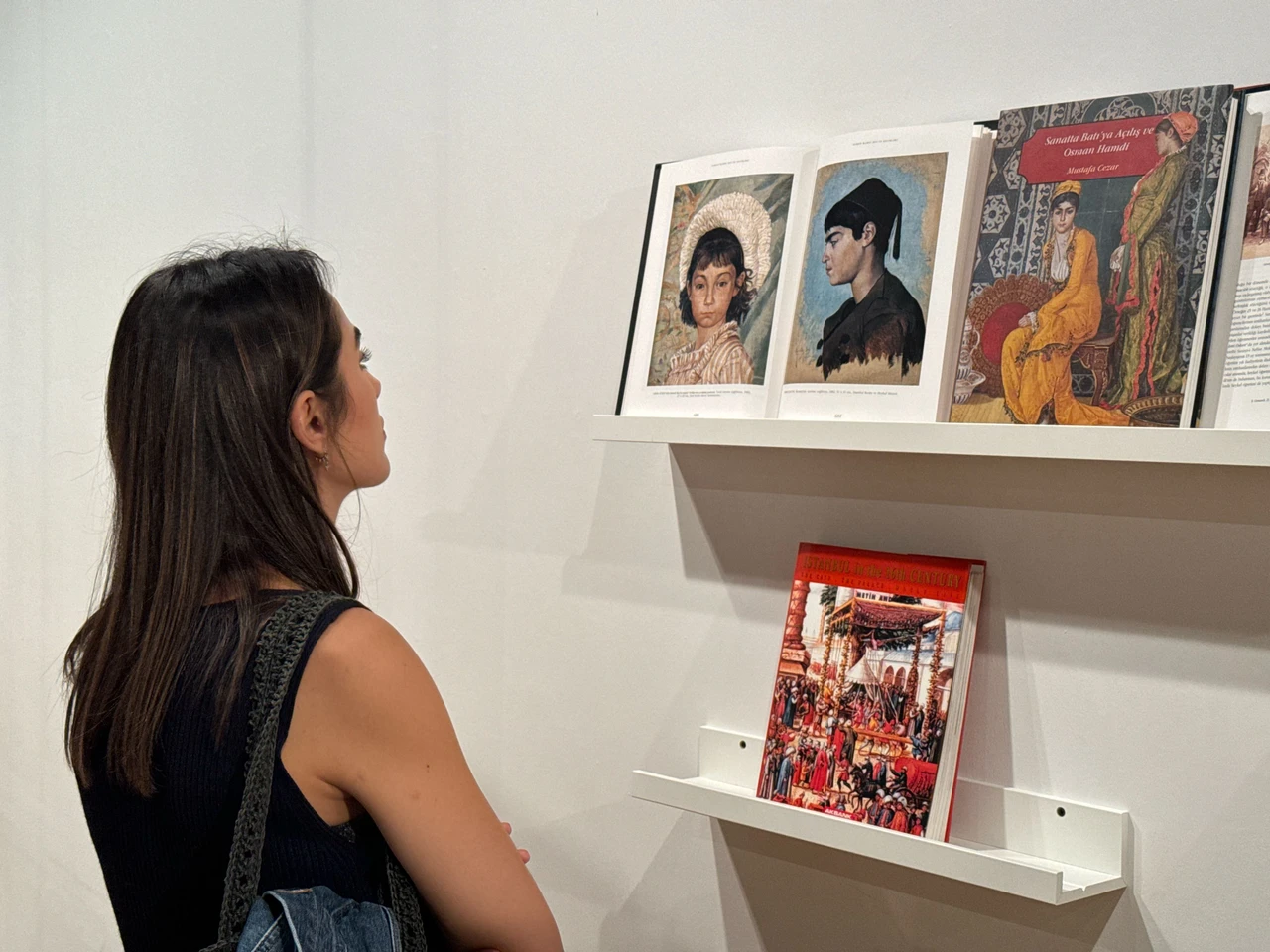 'Designer’s Note' exhibition opens at Istanbul's Salt Beyoglu - Türkiye ...