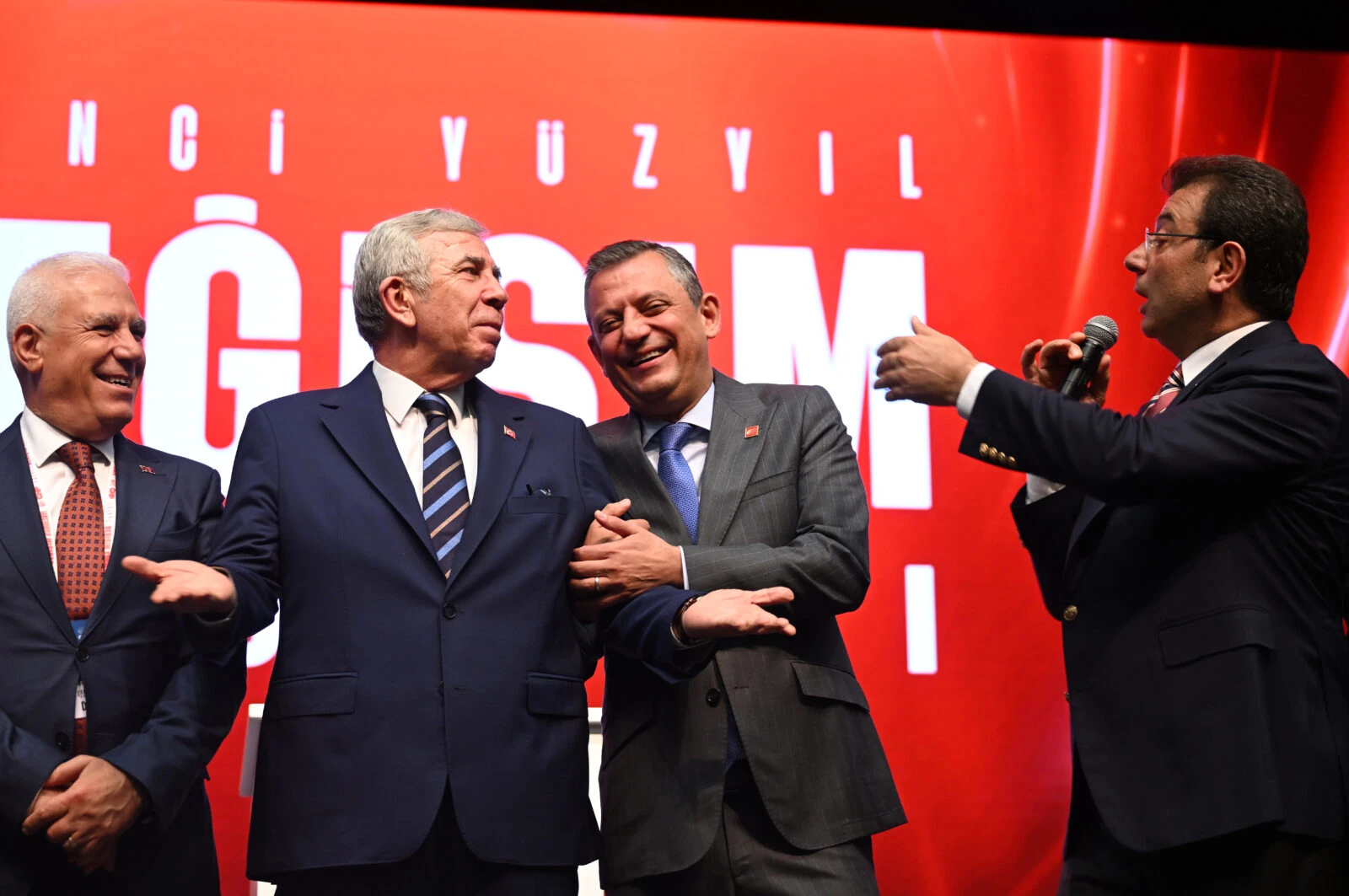 Fraud probe at CHP Istanbul meeting may impact national congress ...