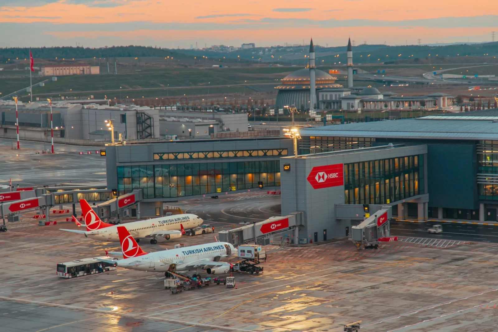 Istanbul Airport becomes Europe's busiest hub - Türkiye Today