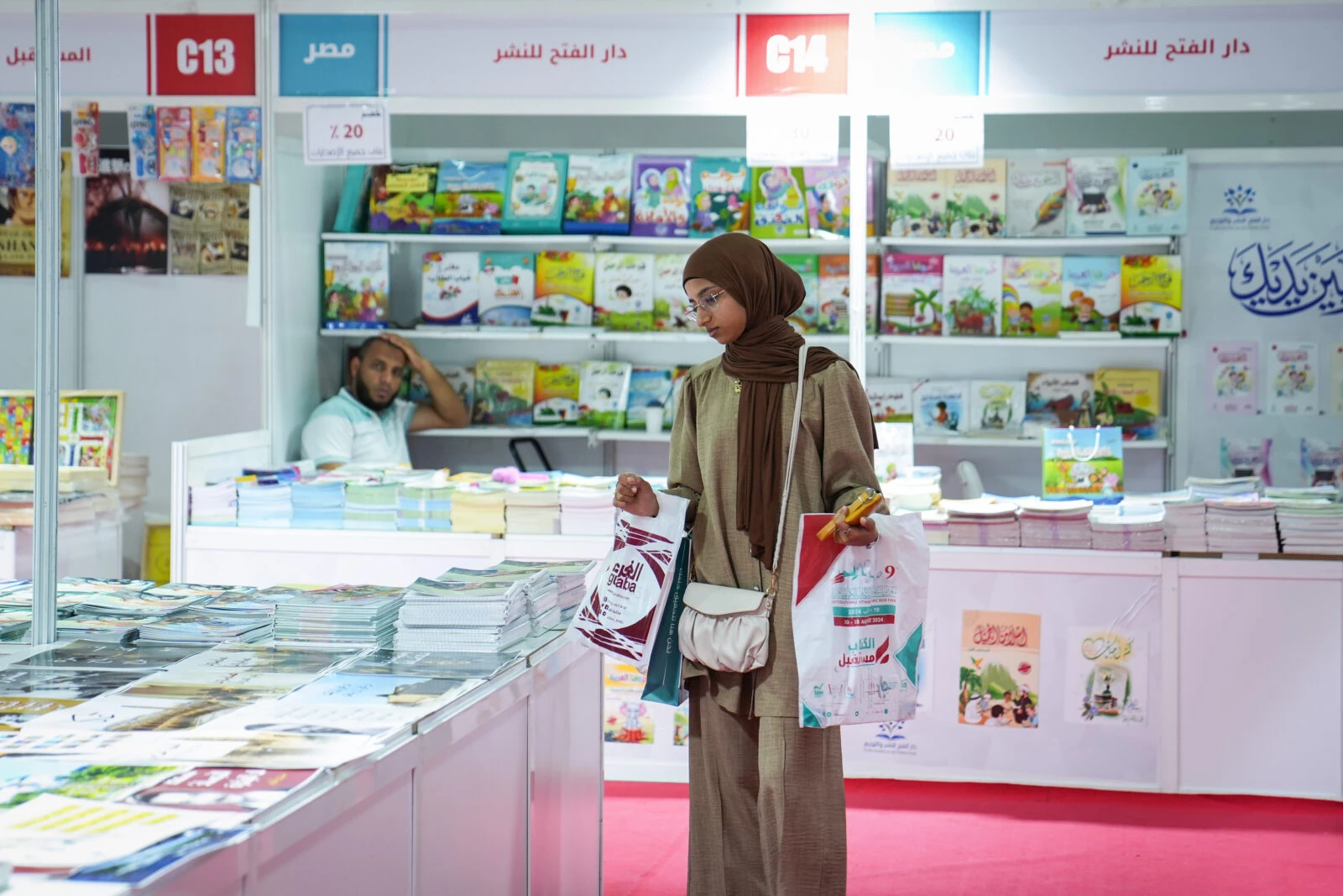 Int'l Arabic Book Fair in Istanbul draws over 300 publishers - Türkiye ...