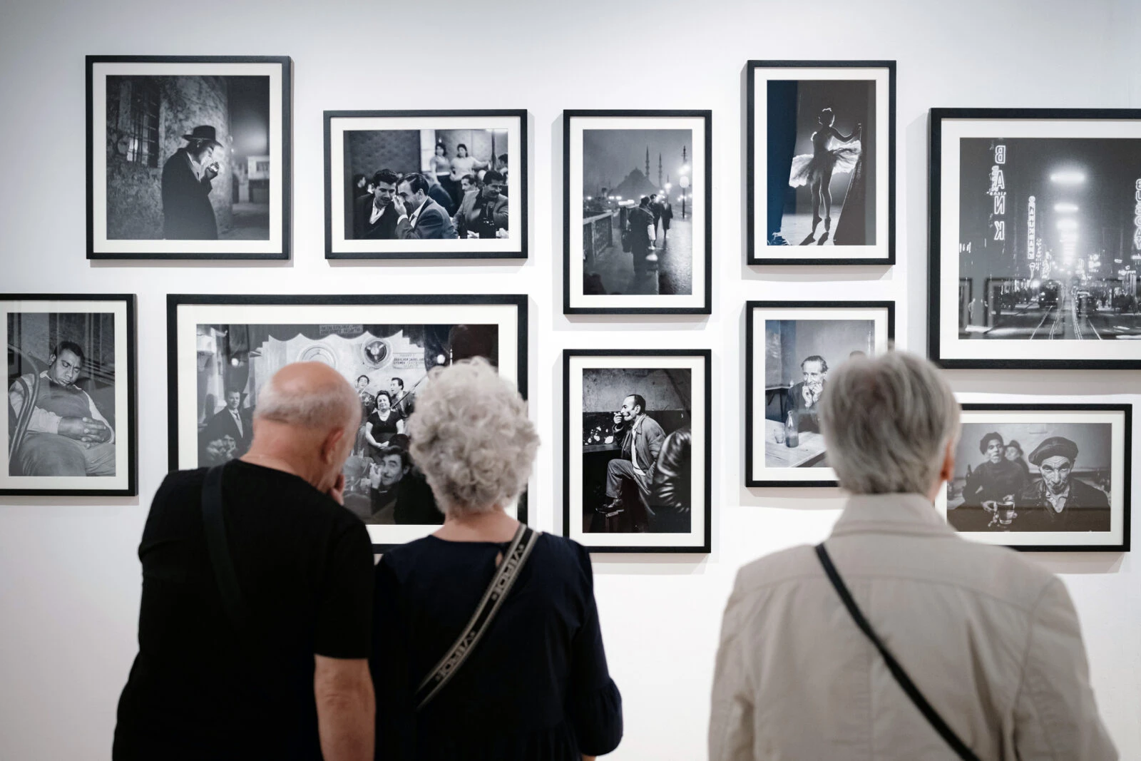 'Ara Guler: Life Through the Lens' photo exhibition opens in Budapest ...