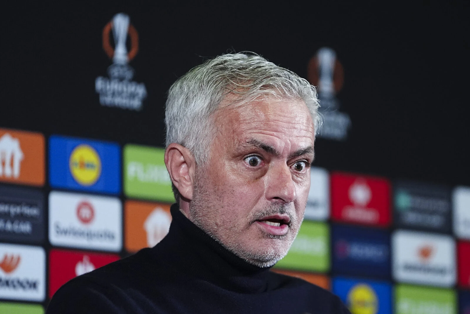 Galatasaray accuses Mourinho of racism over "monkey" remarks - Türkiye ...