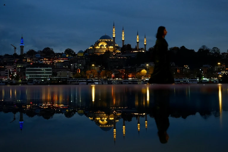 How did Istanbul's population grow so rapidly, who migrated to the city ...