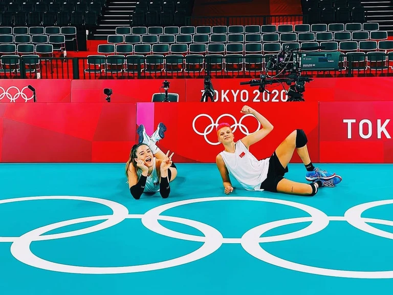 Turkish volleyball stars Ebrar Karakurt, Zehra Gunes among world’s ...