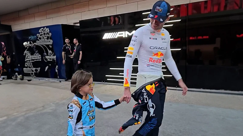 Turkish 5-year-old motorsport prodigy Zayn Sofuoglu meets F1 legends at ...