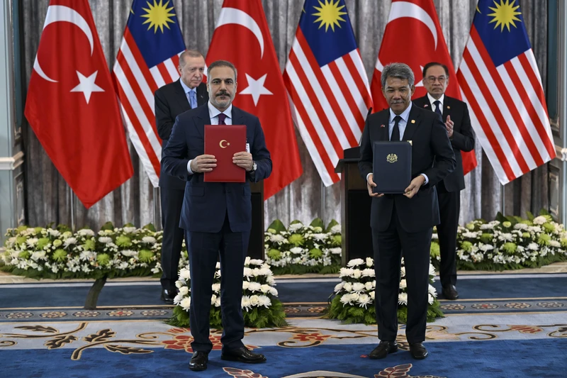 Türkiye, Malaysia sign 11 agreements to strengthen bilateral ties ...