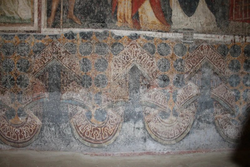 Rediscovered medieval fresco reveals Islamic tents in Christian ...