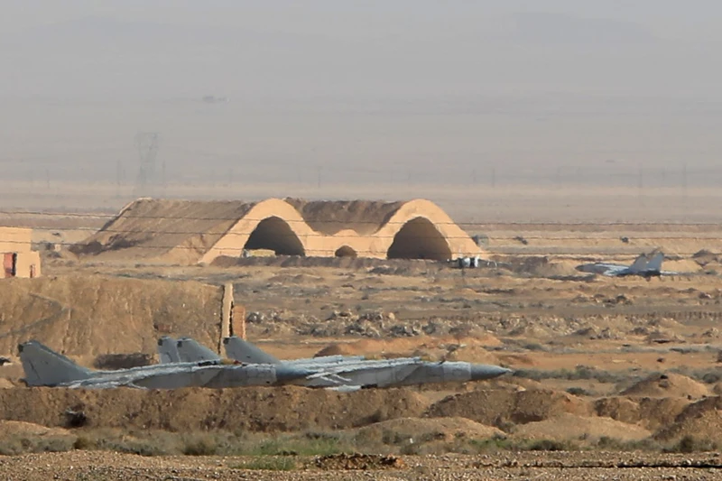 Syria's new flag has 3 stars now—Here's why - Türkiye Today