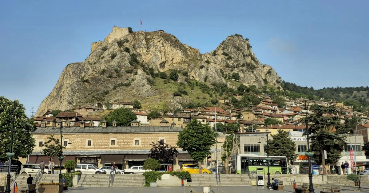 Advocates fight to preserve Dracula's Tokat Castle legacy - Türkiye Today