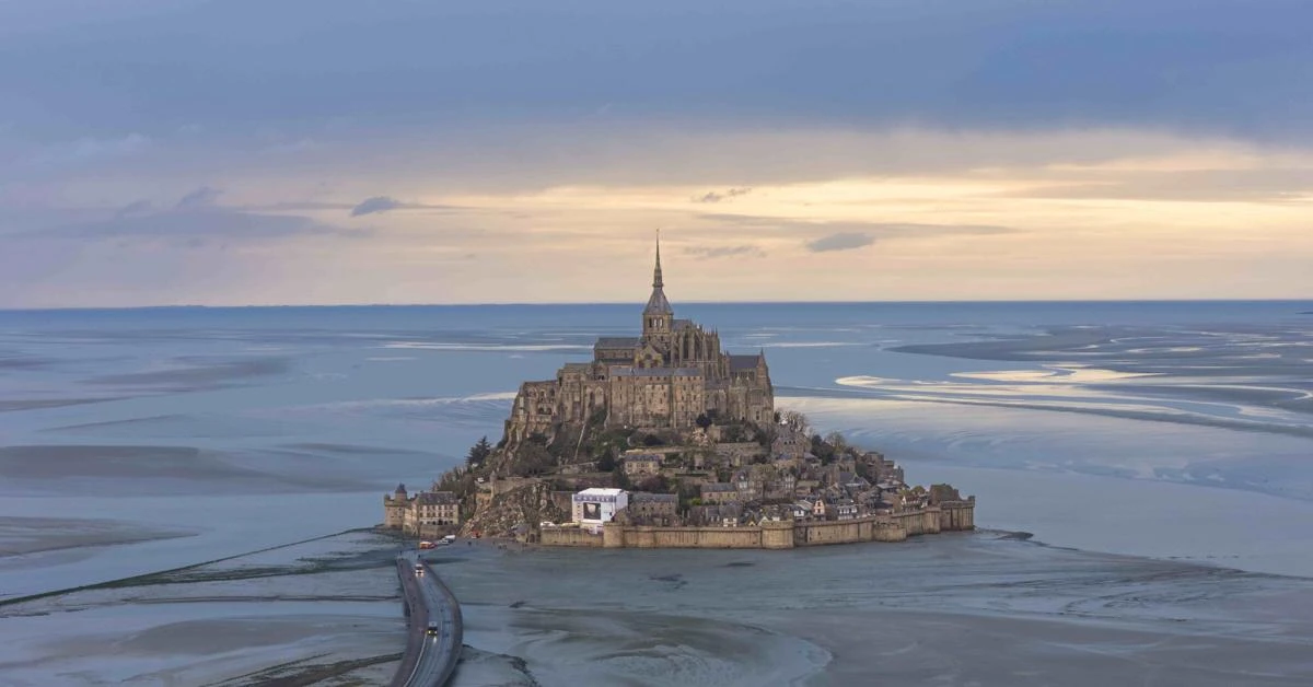 Mont Saint Michel's design evokes spirit of Middle Ages - Türkiye Today